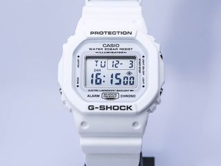 ขาย CASIO G-SHOCK DW 5600 MW 7D